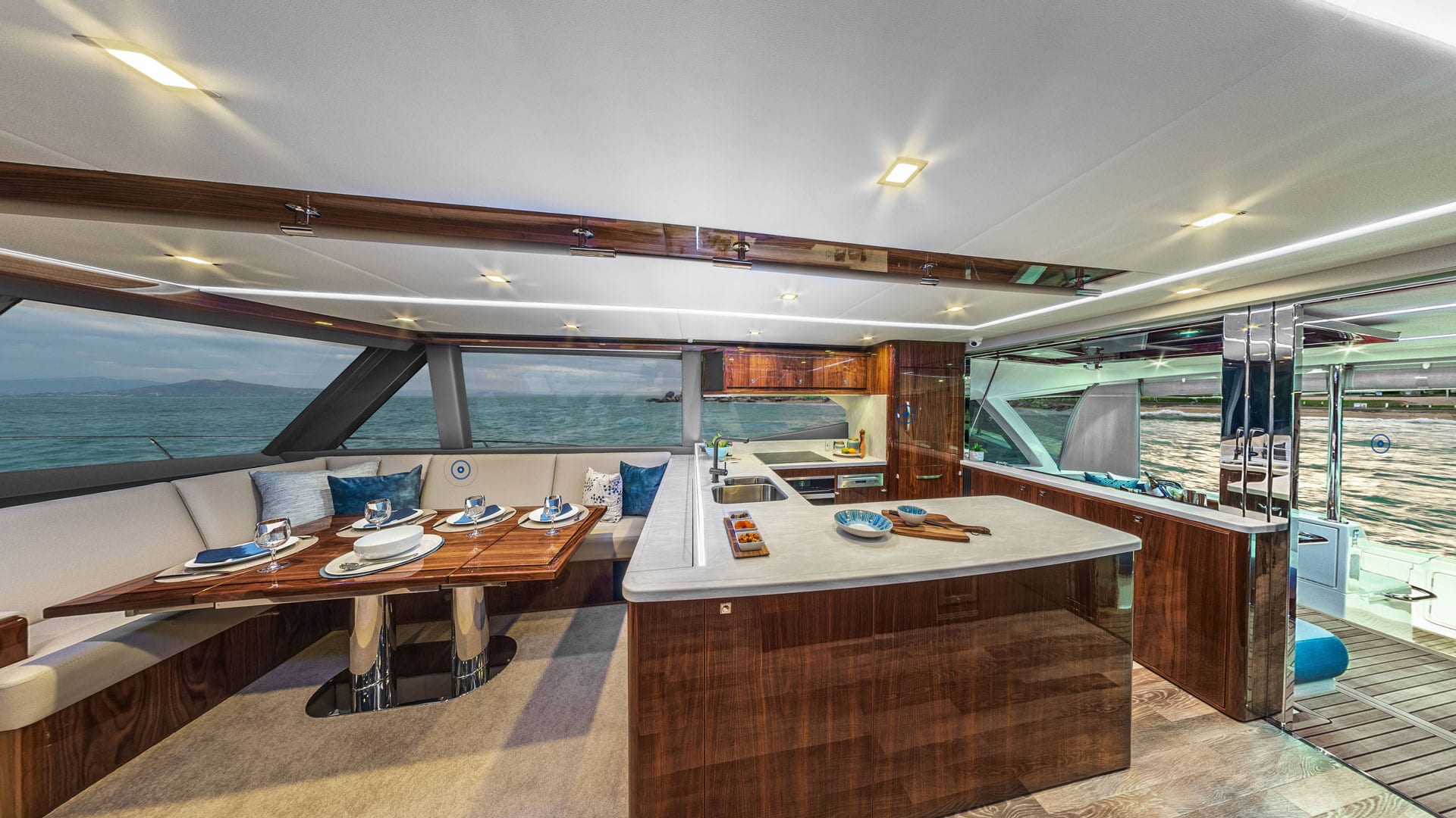 64 Sports Motor Yacht - R Marine Flagship