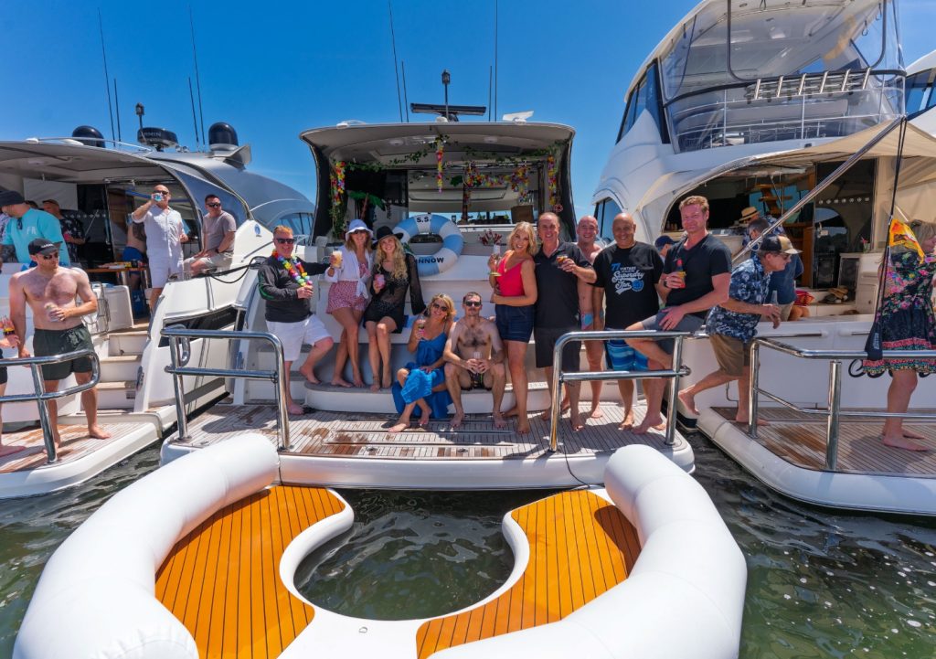 Magnificent R Marine Perth raft-up kicks off summer – Riviera ...