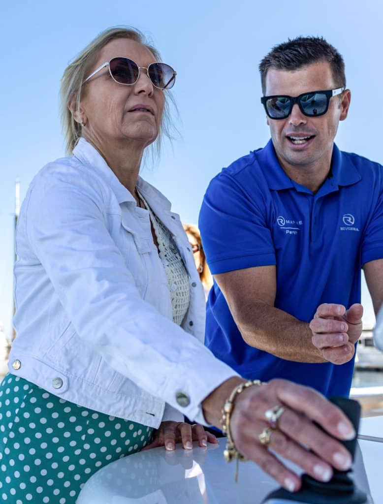 Perth Ladies Day Reinforces Boat Handling And Safety Skills – Riviera ...