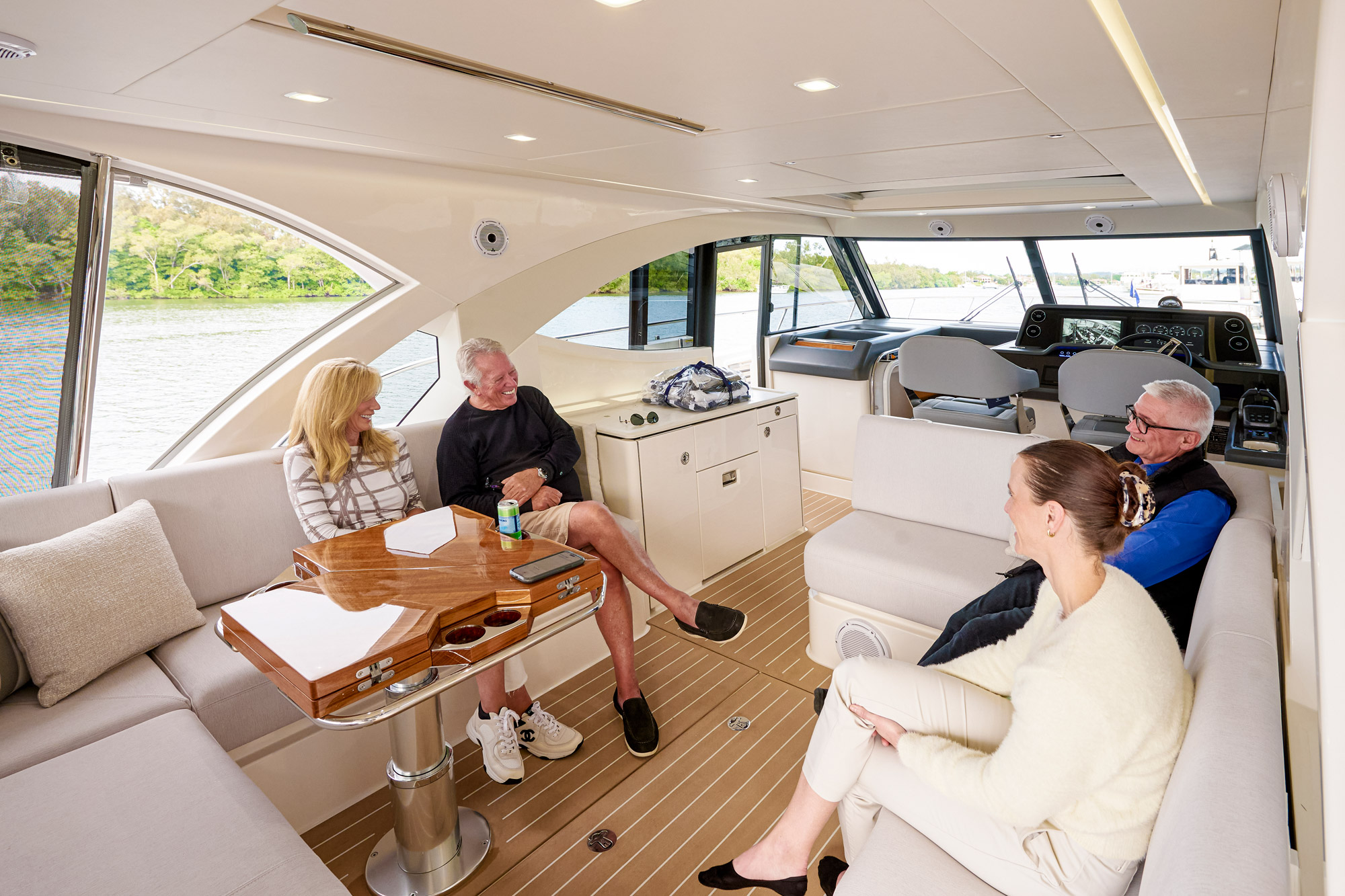 First impression of the versatile new Riviera 4300 Sports Express ...