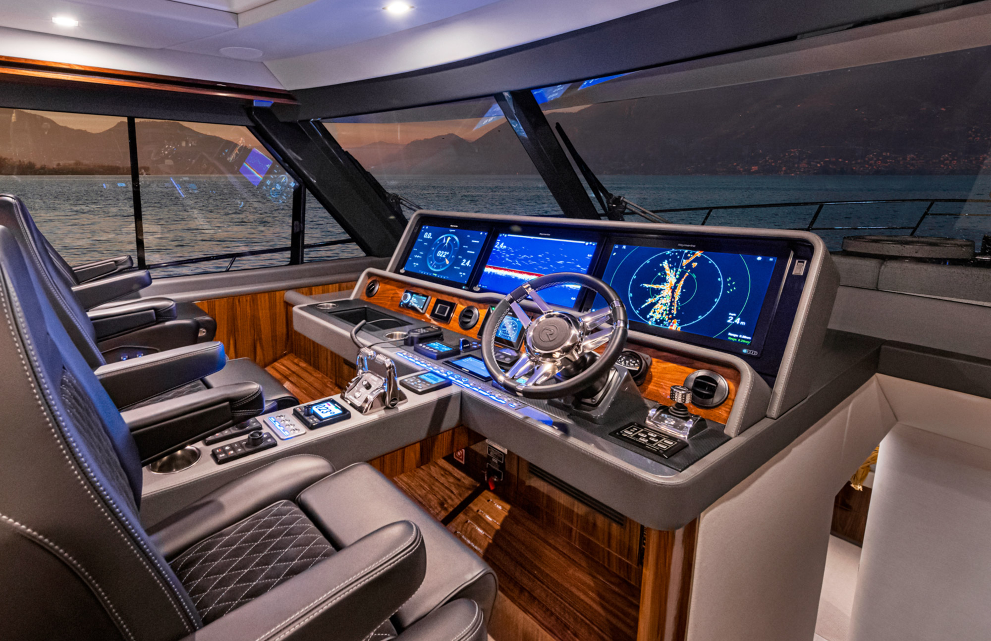 The art of anchoring – Riviera – Australia’s Premium Luxury Motor Yacht ...